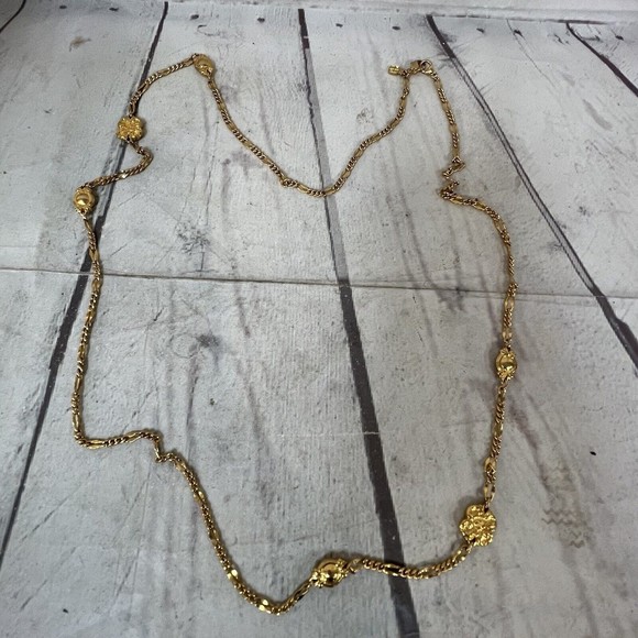 Liz Claiborne | Jewelry | Vintage Liz Claiborne 42 Long Gold Tone Chain ...